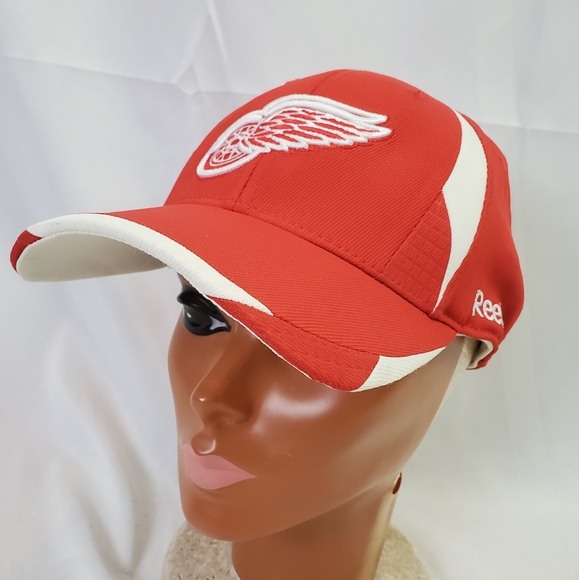 Reebok | Accessories | Reebok Nhl Detroit Red Wings Red Hat Baseball ...